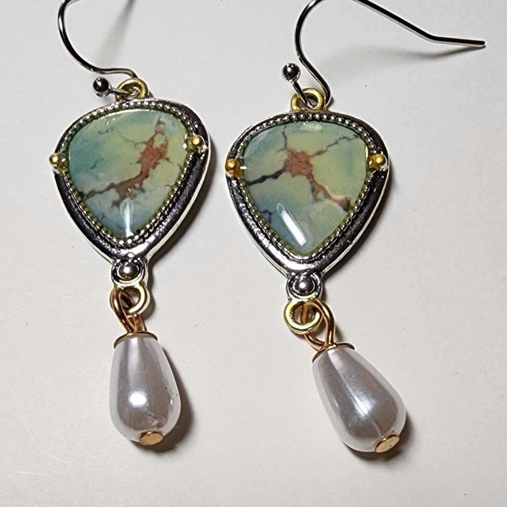 Green Turquoise Earrings - Gem